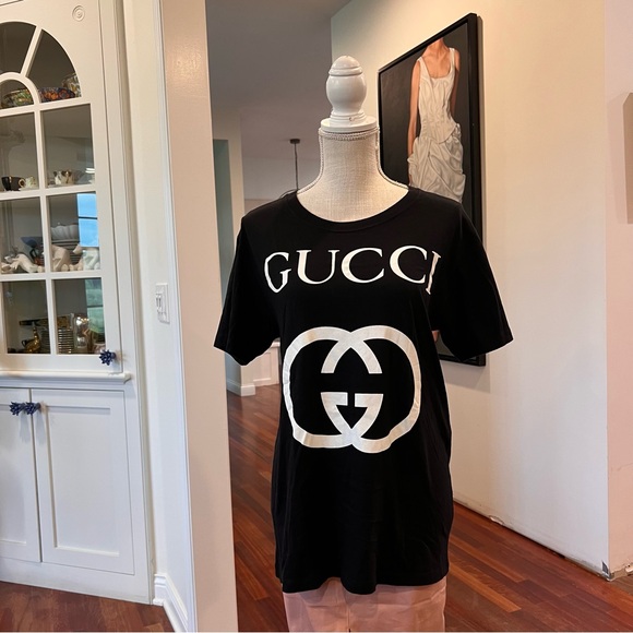 Gucci | Shirts | Gucci Black Tee With White Label | Poshmark